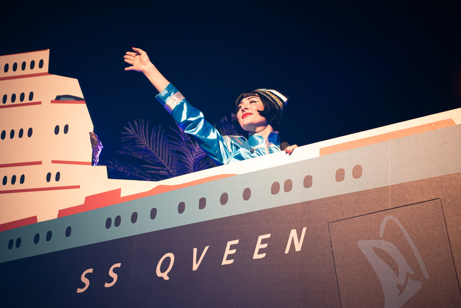 LIVE REVIEW: Qveen Herby Brings Her ‘Isle of Qveen’ Tour to the Vogue ...
