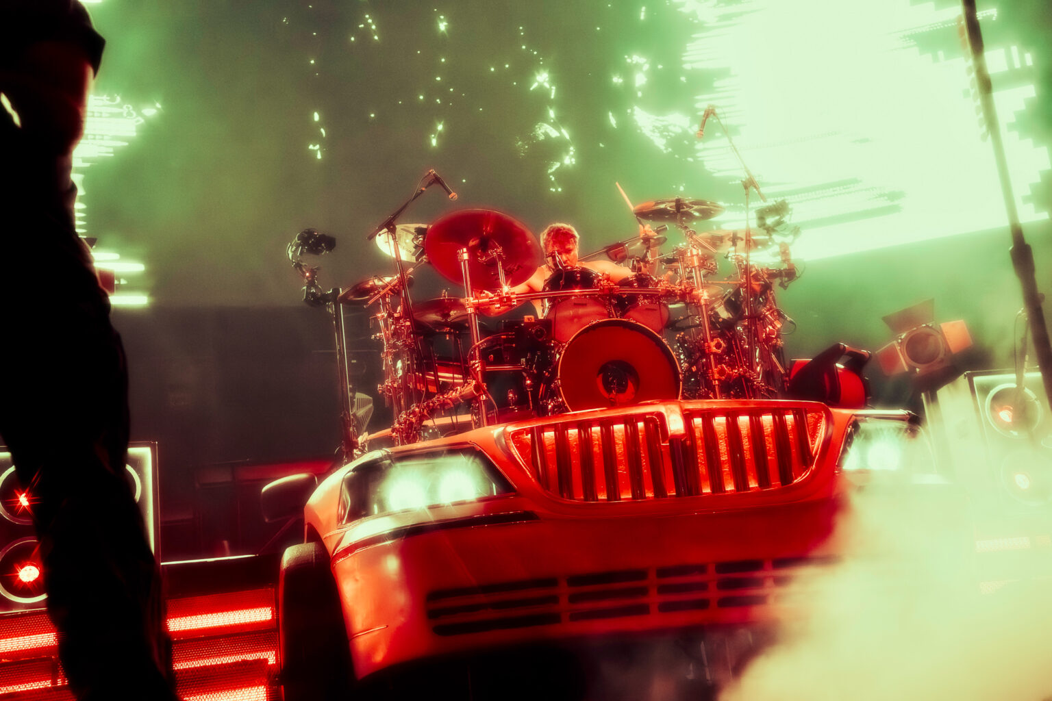 LIVE REVIEW: 5 Seconds of Summer Turned Fame Into a Spectacle at ...