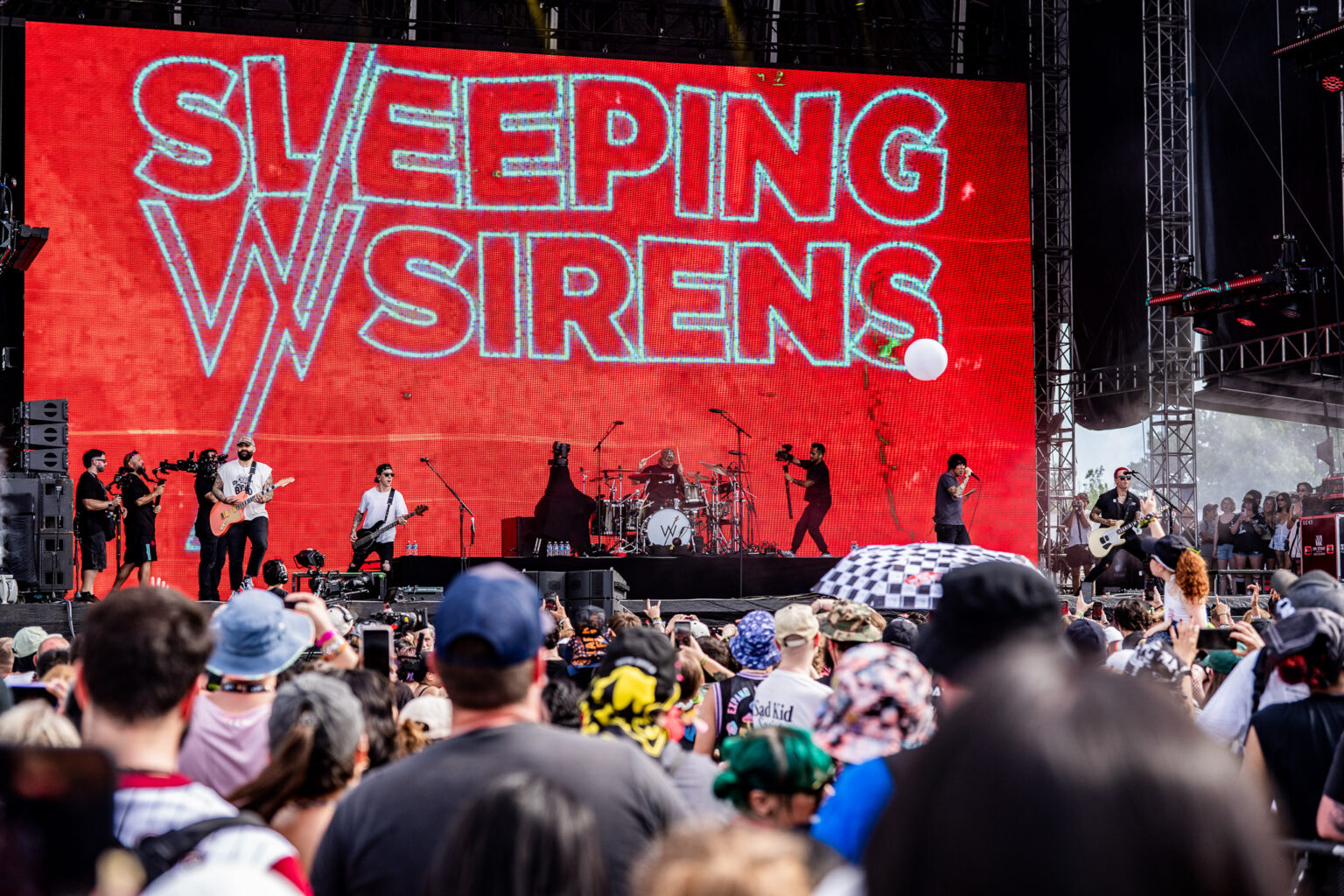 Vans Warped Tour D.C. 2026 – Day 1 Recap & Photos - First 3 Only